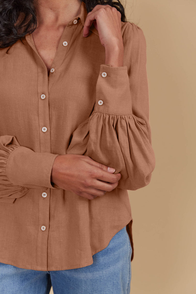 Venus Shirt - Toffee LINEN BLEND. PREORDER MID MARCH – Seven Sundays
